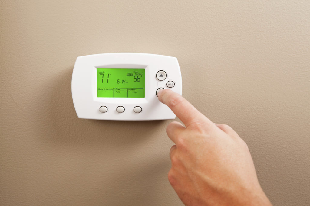 3 Benefits of Programmable Thermostats - Devine Bros
